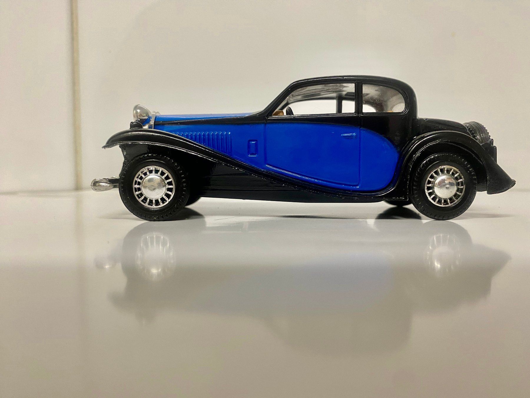 Bugatti T50 Guisval Spanien 11cm 478 blau (Gebraucht) in Stäfa für CHF ...