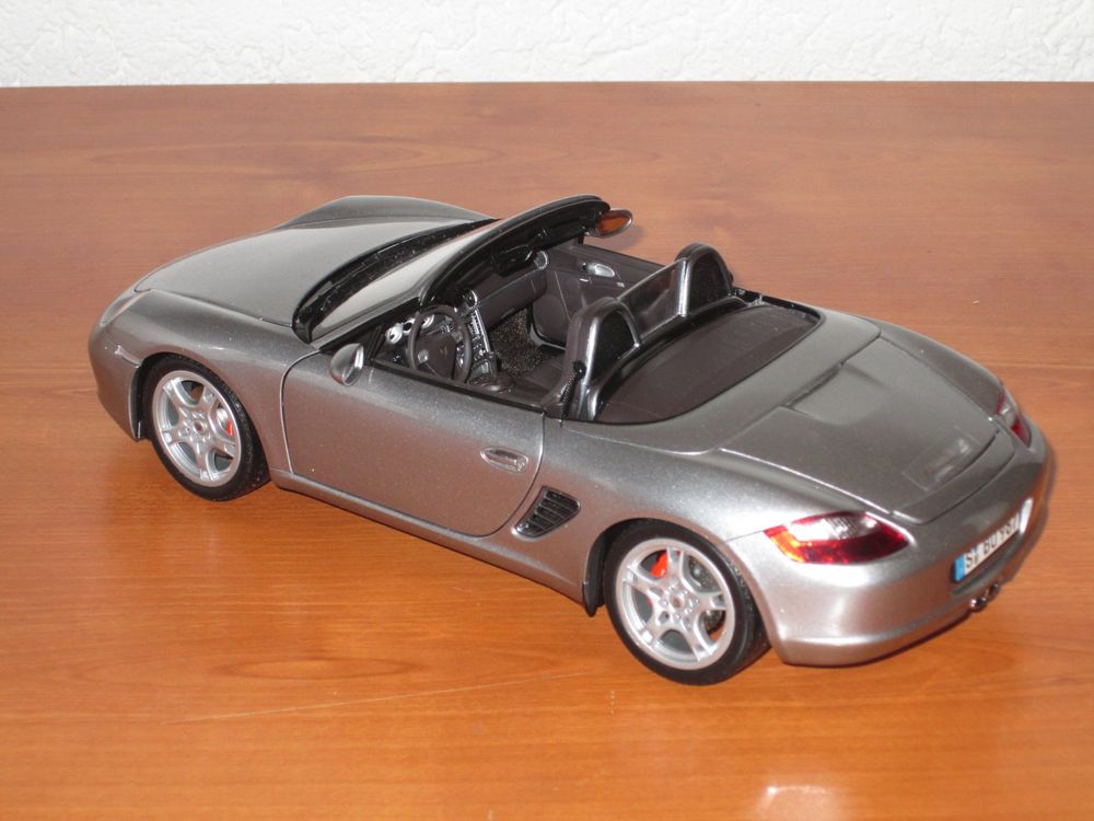 KYOSHO PORSCHE BOXSTER S (987) SPIDER 2005 1/18 (Neu (gemäss ...
