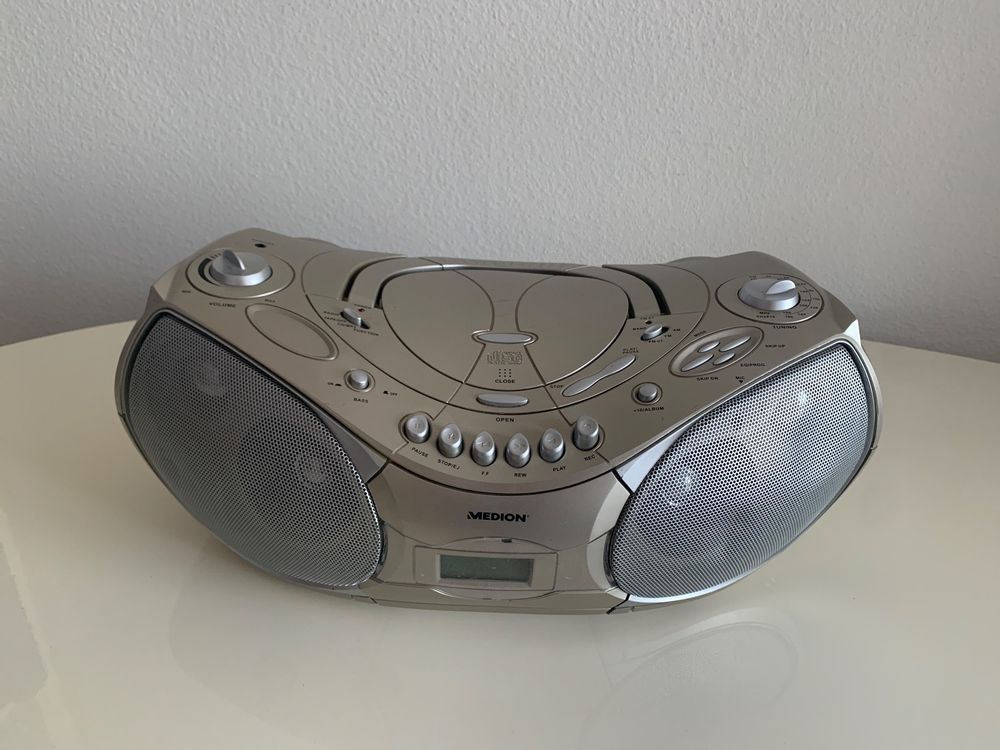 Medion Radio/ Kassettenrecorder/ CD-Player (Gebraucht) in Wädenswil für ...