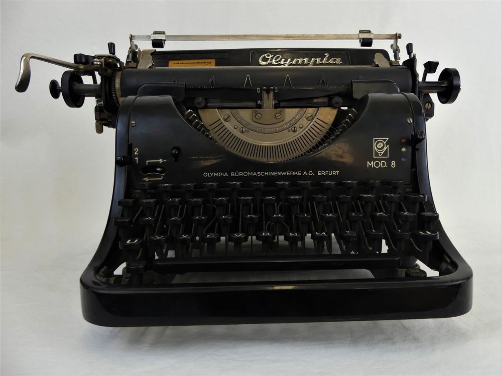 Olympia Modell 8 Schreibmaschine | Kaufen auf Ricardo