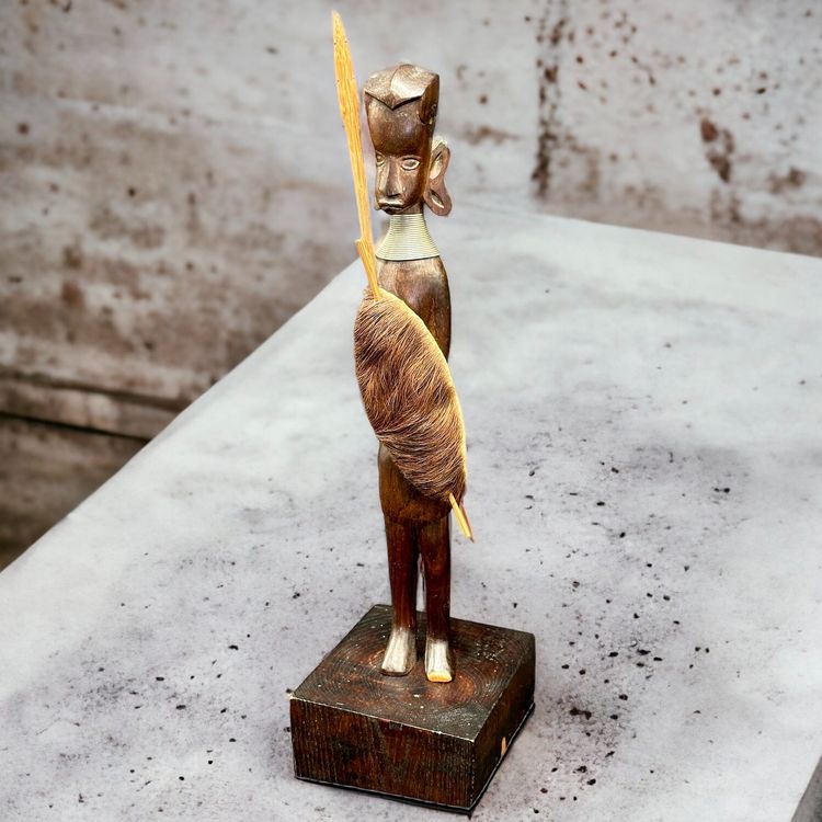 Statue tribale africaine guerrier sculptée en bois d'ébène (D'occasion ...