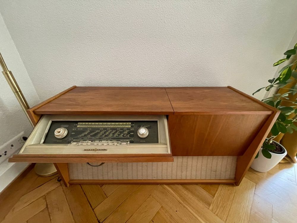 Loewe-Opta Mallorca-Stereo 4822W - Radio aus den 60er (Gebraucht) in ...