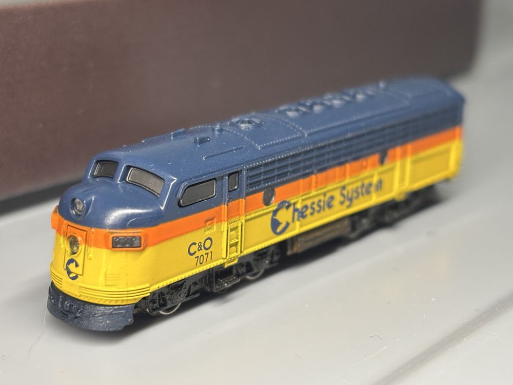 Märklin 8106 Spur Z Chessie Zugskomposition (Gebraucht) in Malters für ...