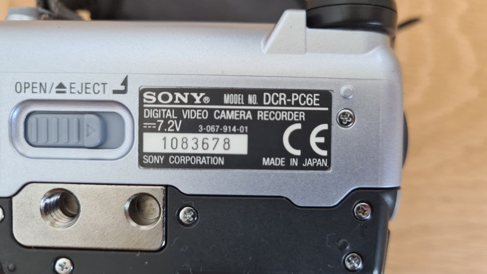 Original Vintage SONY DCR-PC6E Camcorder/ Handycam (Gebraucht) in Winterthur für CHF 101 – mit ...