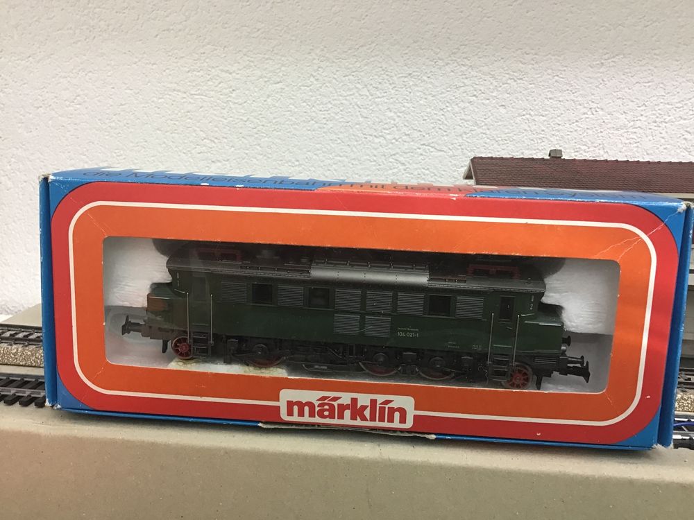 Märklin H0 3049 E-Lok 104 021-1, tollerZustand (Gebraucht) in Männedorf für CHF 94 – mit ...