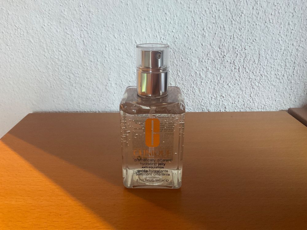 Clinique dramatically hydr. Jelly 200ml (Neu und originalverpackt) in ...