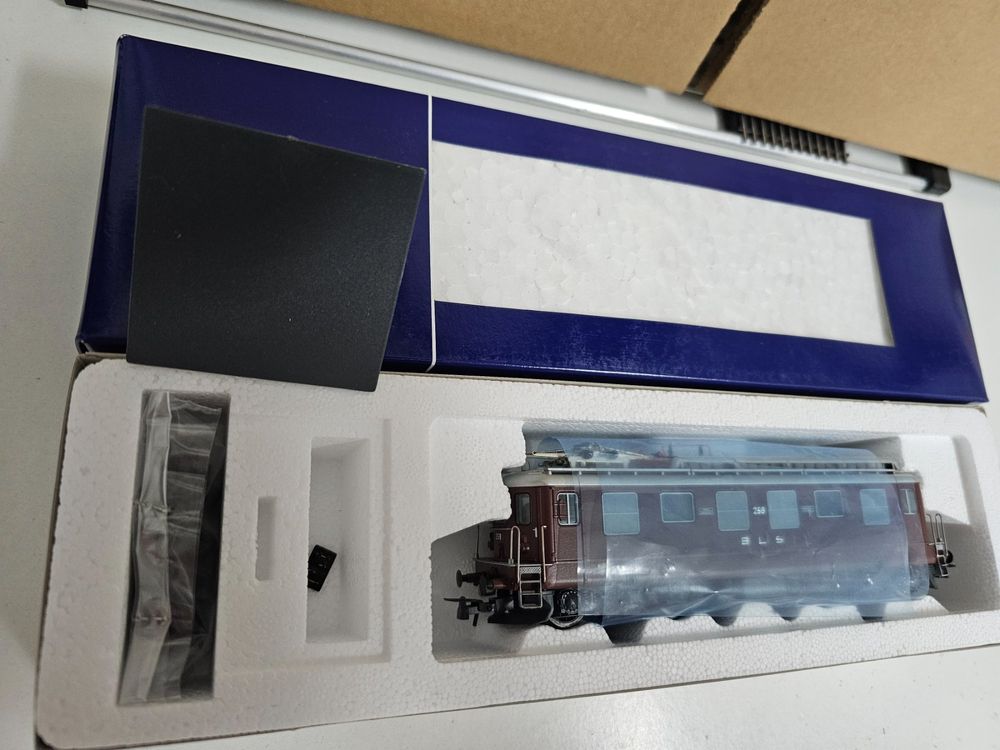 ROCO 63886 lok Ae 4/4 BLS 258 DIGITAL dès1.-fr (Neu (gemäss ...