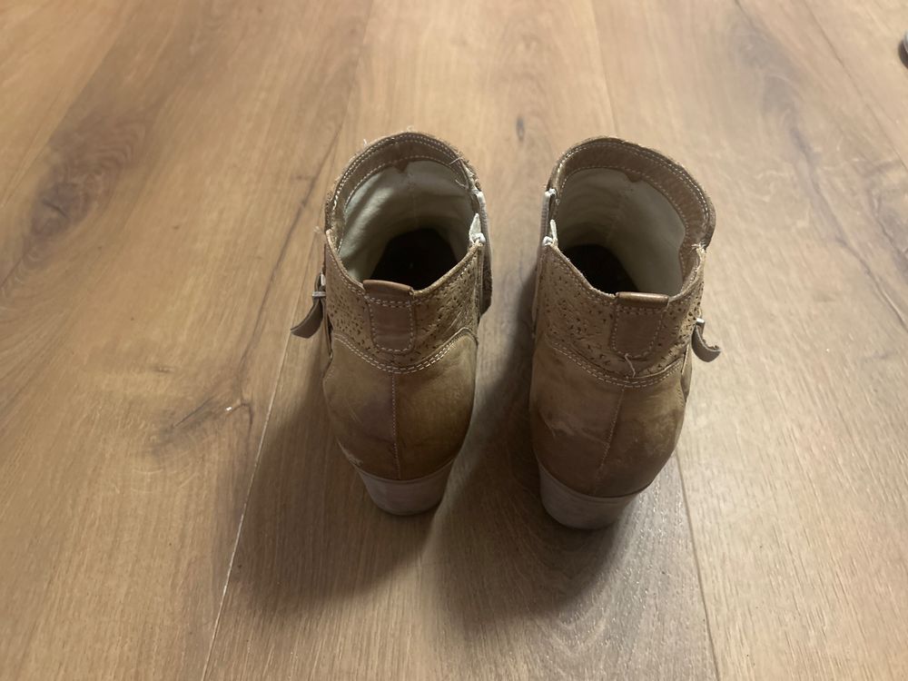 Roberto Santi Stiefelette Gr 39 (Gebraucht) in Regensdorf für CHF 15 ...