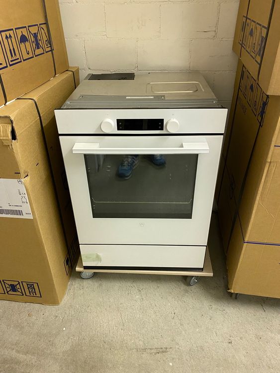 V Zug Combair V600 76C Einbaubackofen CH Norm 55,er (Gebraucht) in ...