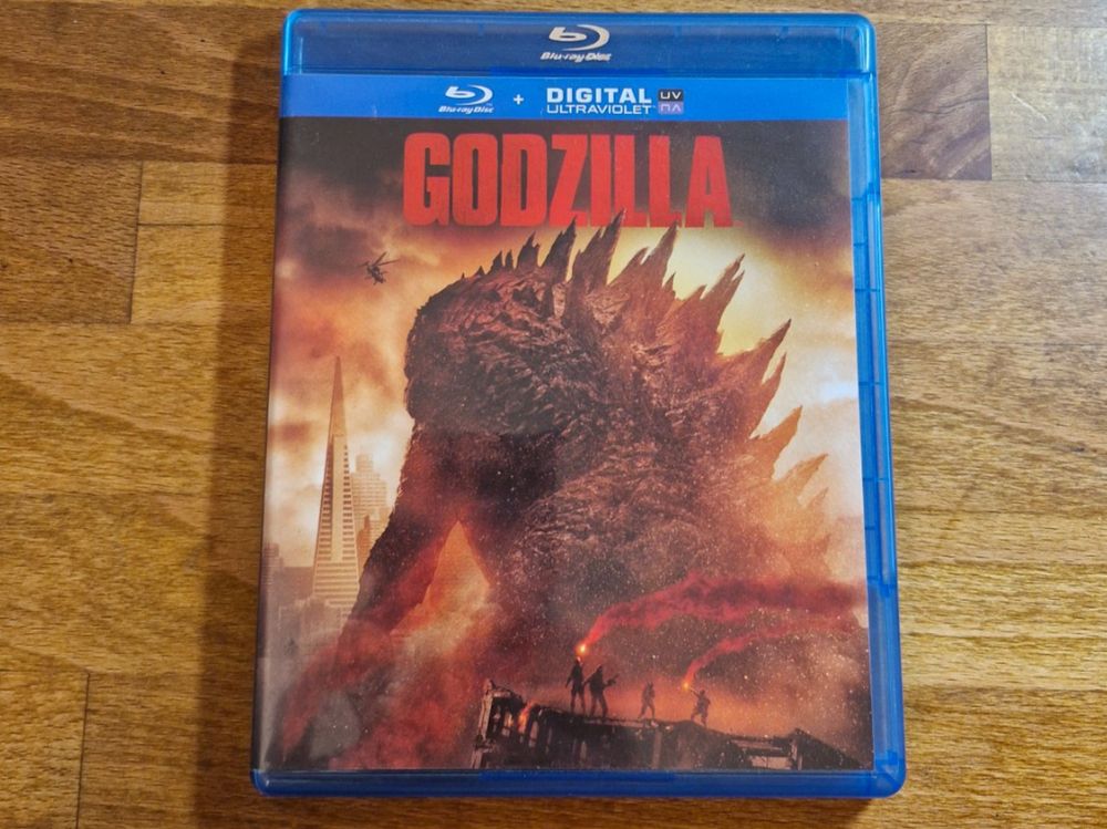 Godzilla (2014) Bluray (Gebraucht) in Pfungen für CHF 3 – mit Lieferung ...