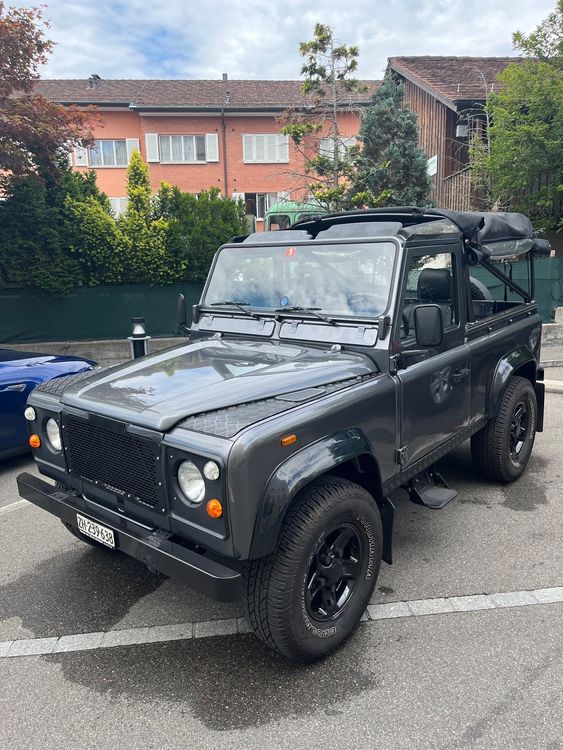 Landrover Defender 90 - Oldtimer - restauriert (Gebraucht) in Meilen ...