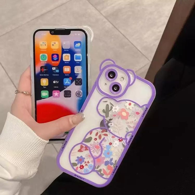 iPhone 13 Pro weiche Cartoon Blumen-Bär Hülle | Kaufen auf Ricardo