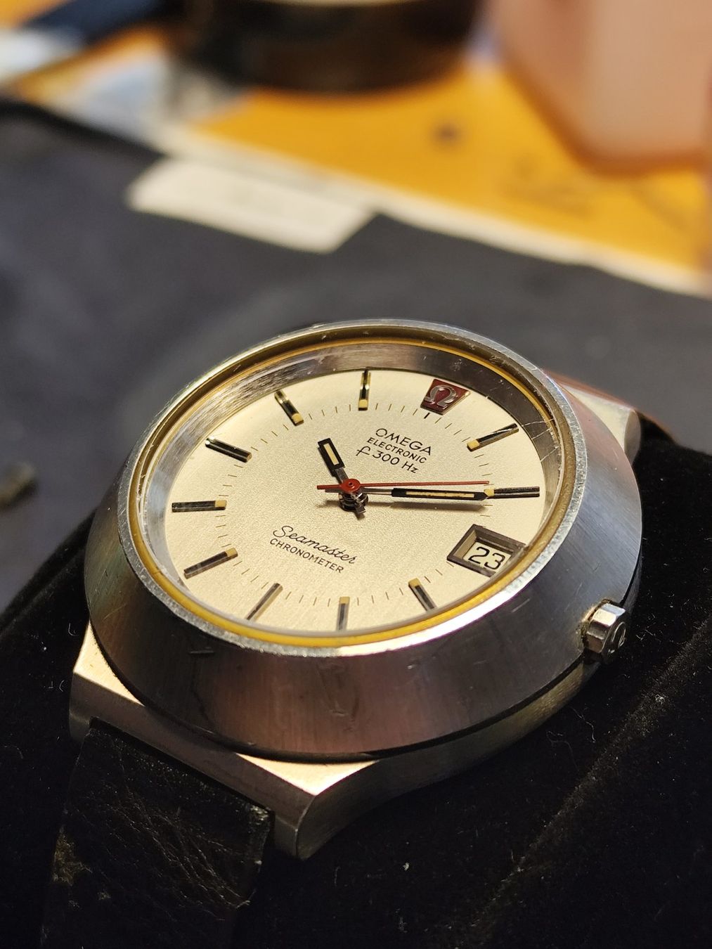 Omega Seamaster F300Hz "The Cone" Tunning Fork Movement (Gebraucht) in ...
