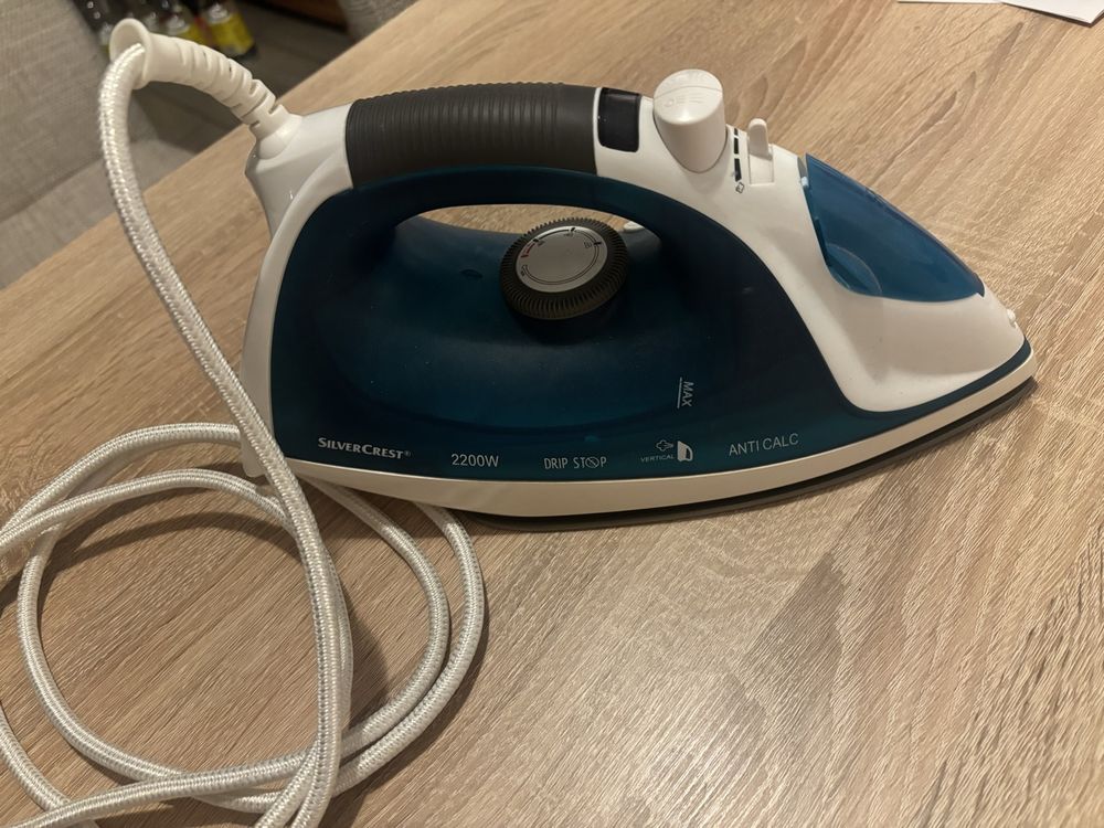 SilverCrest Dampfbügeleisen 2200W - Top Zustand! (Gebraucht) in Langnau im Emmental für CHF 12 ...