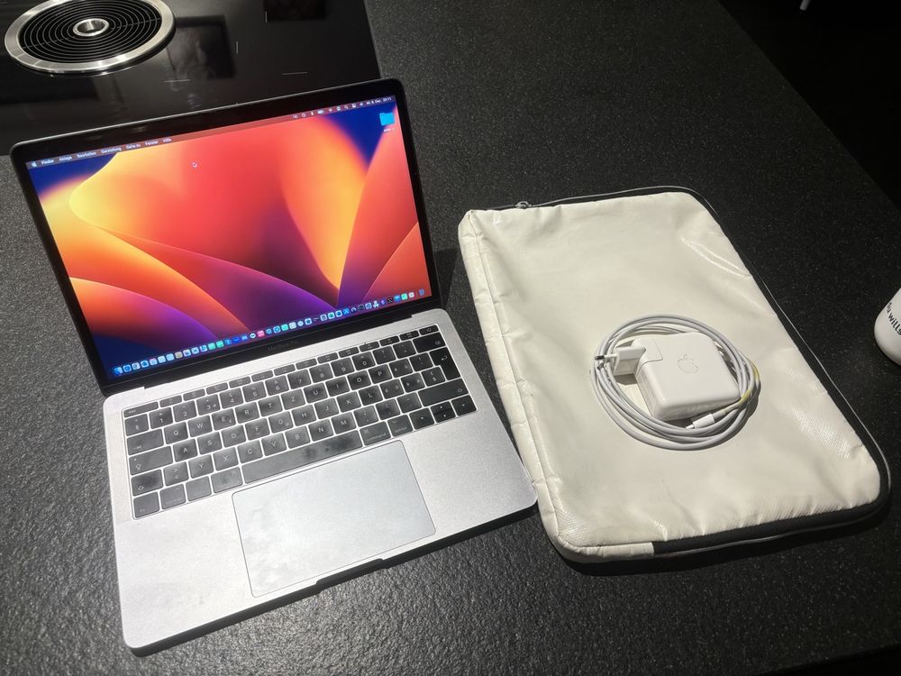 Macbook Pro 2017 / 8 GB / 128 GB | Kaufen auf Ricardo