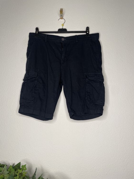 Kurze Hose mit Taschen (Gebraucht) in Capolago für CHF 20 – mit Lieferung auf Ricardo kaufen