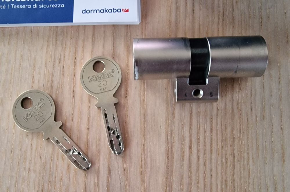 KABA 20 Schliesszylinder mit 2 Schlüsseln Sicherheitskarte (Gebraucht ...
