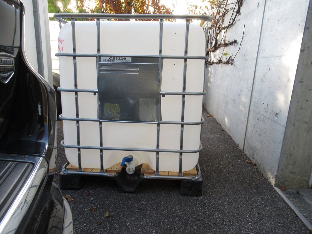 Tank IBC 1000L für Transport u. Lagerung (Gebraucht) in Malleray für ...