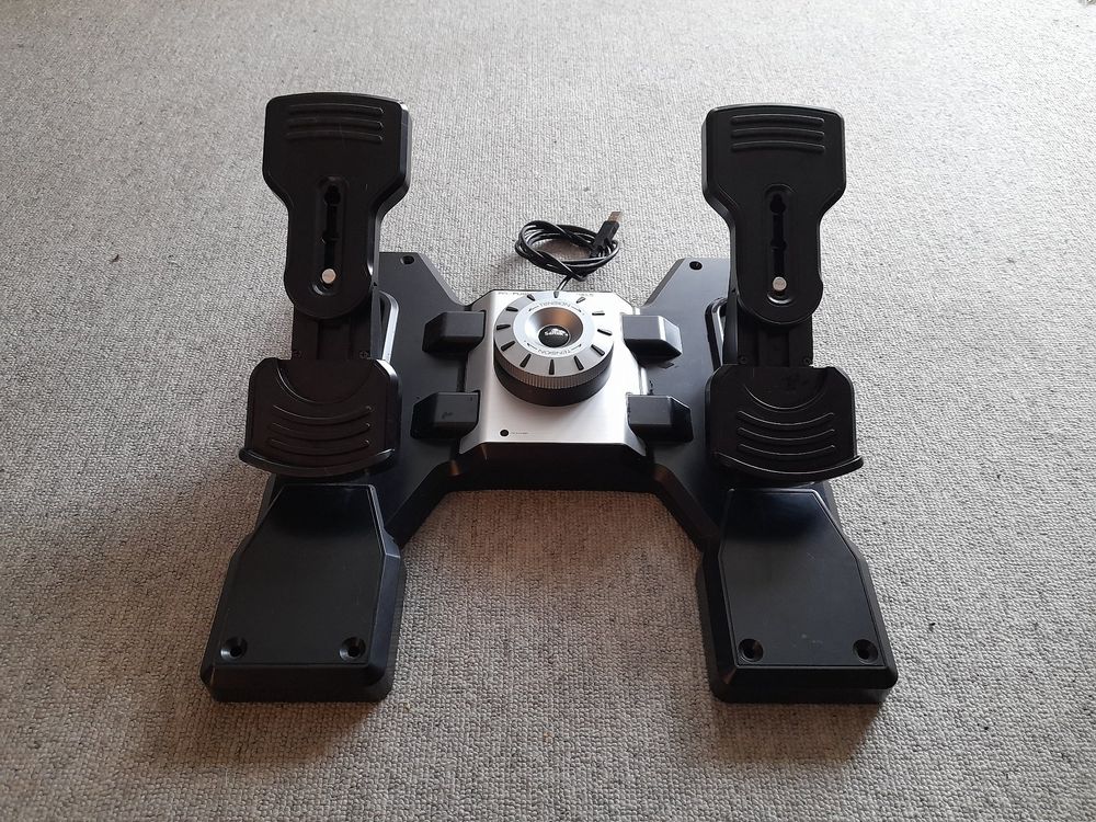 Logitech Pro Flight Rudder Pedals | Kaufen auf Ricardo