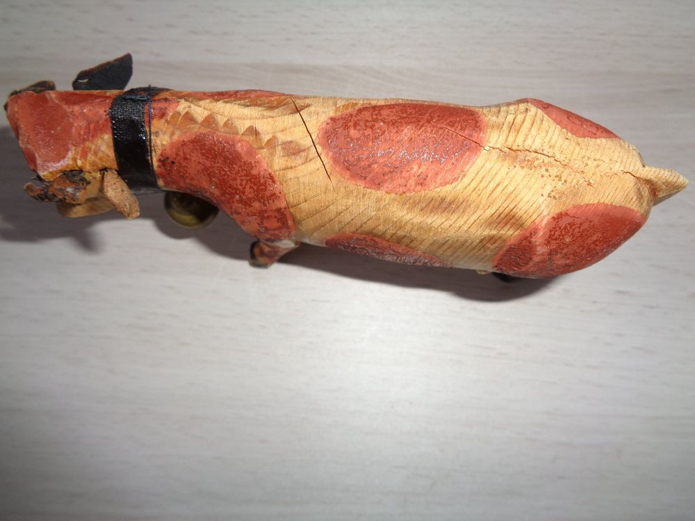 ALTE KUH HOLZKUH GESCHNITZT HANDARBEIT ORIGINAL ALT | Kaufen auf Ricardo