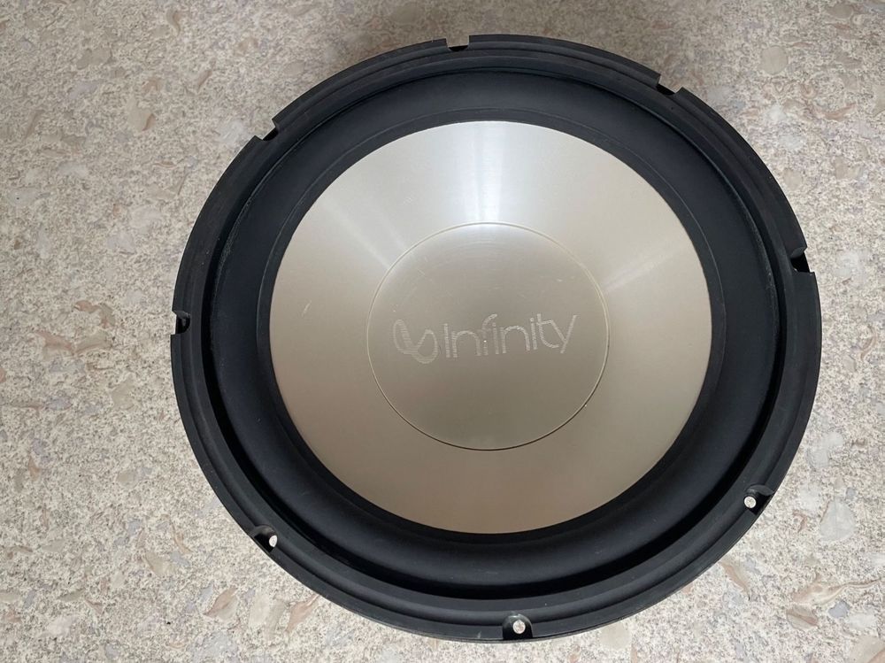 Infinity Subwoofer (Gebraucht) in Schwarzenegg für CHF 13 – nur ...