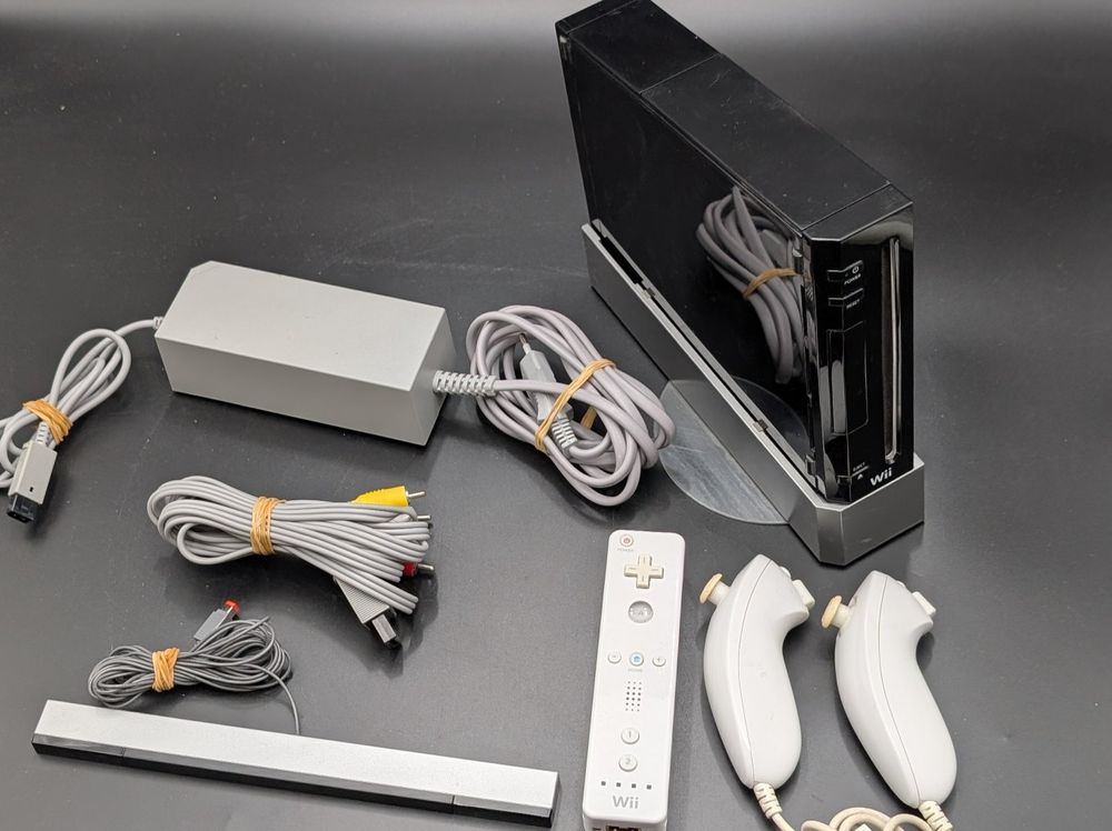 Nintendo Wii Konsole (70) (Gebraucht) in Domat/Ems für CHF 29.9 – mit ...