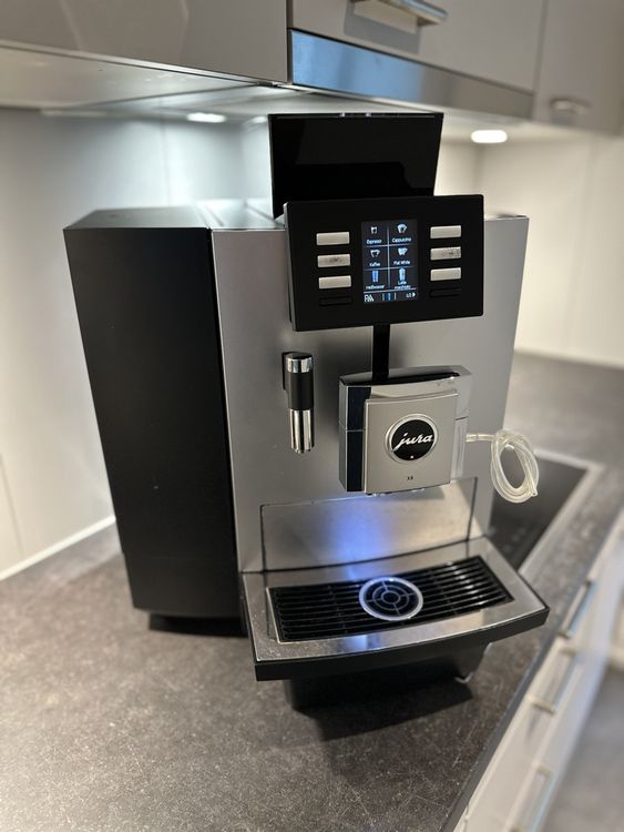 Kaffeemaschine Jura X8 ** Vollautomat - Swiss Made ** | Kaufen auf Ricardo