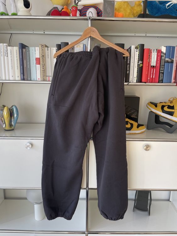 YZY x Balenciaga Jogging Pants (Neu und originalverpackt) in Wittenbach ...