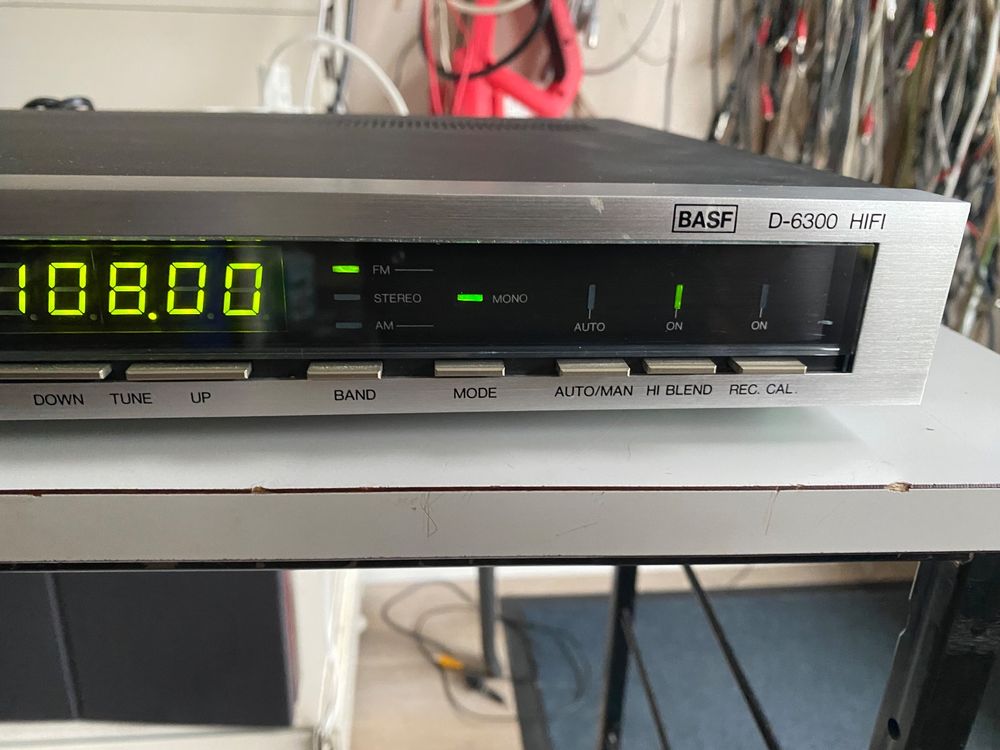 BASF D-6300 HIFI Tuner (Gebraucht) in Gebenstorf für CHF 49 – mit Lieferung auf Ricardo kaufen