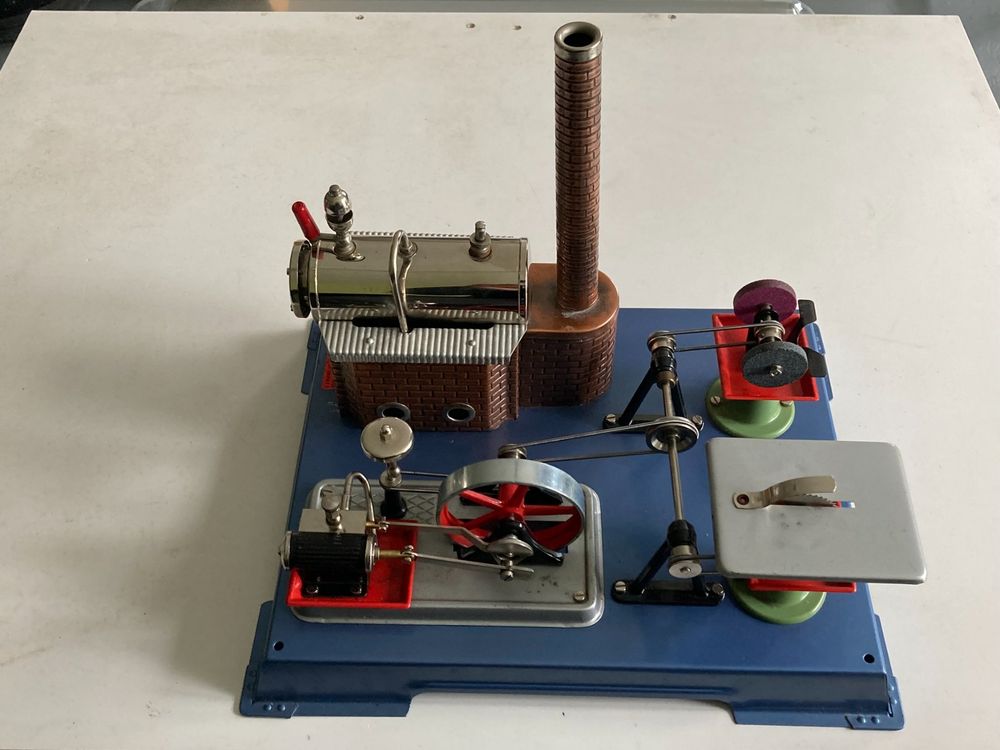 Dampfmaschine Wilesco D101 mit Zubehör neuwertig (Gebraucht) in ...