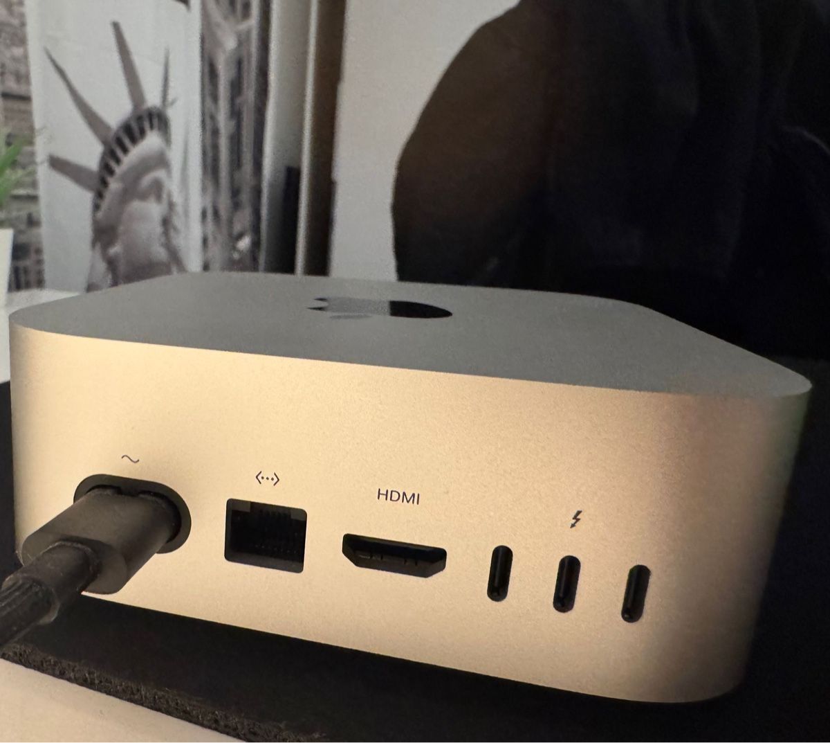 Apple Mac mini M4 PRO (Neu (gemäss Beschreibung)) in Préverenges für ...