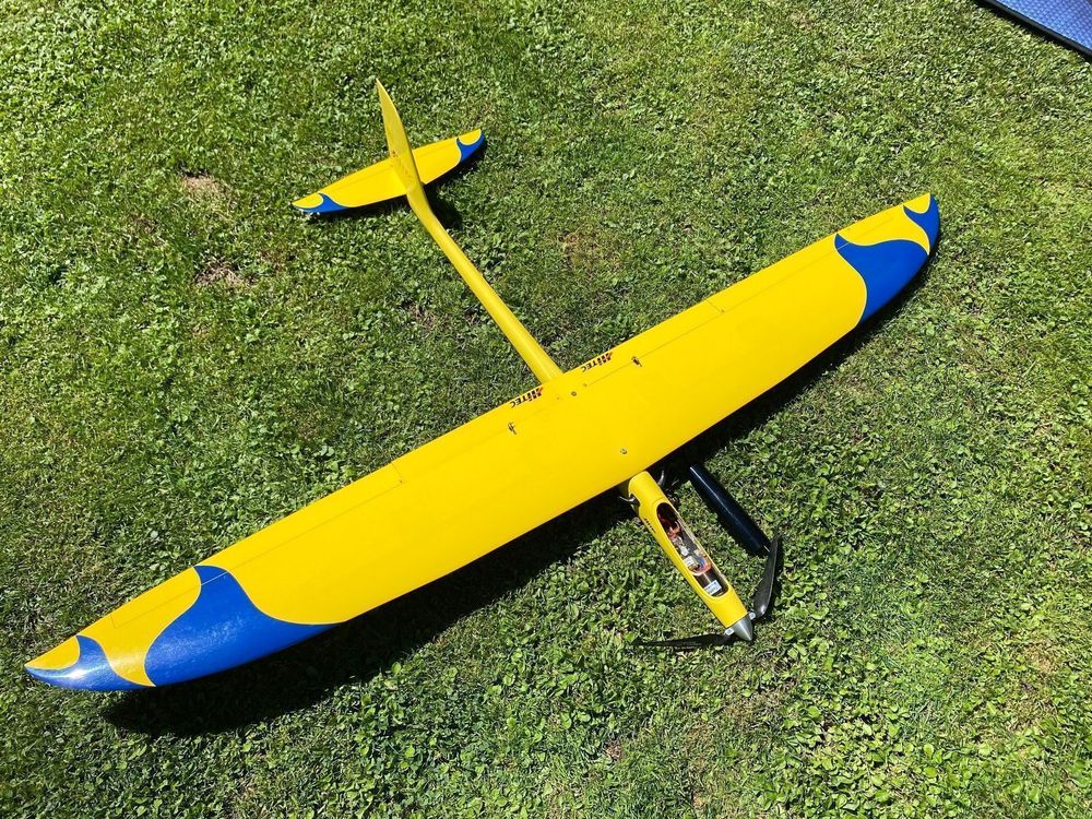 RC All-rounder / Warmliner ‘Flying Fish’ voll-GFK 1.5m (Gebraucht) in ...