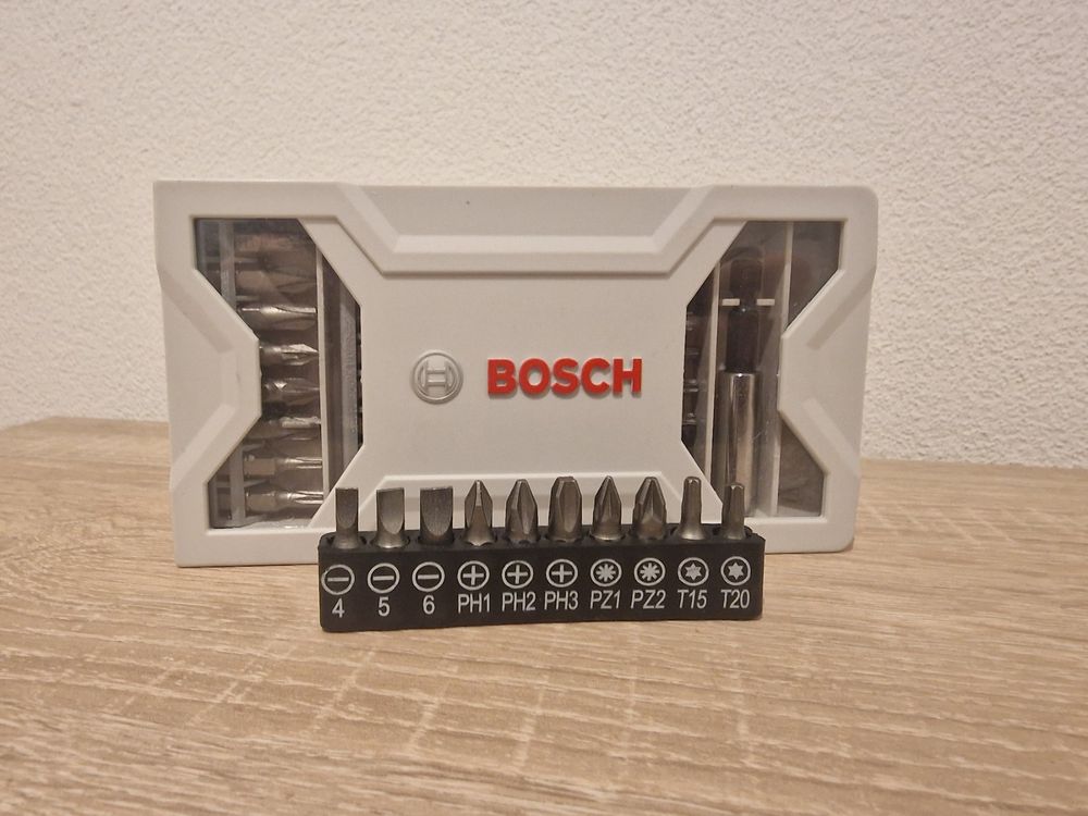 Bosch Bit-Set (Neu (gemäss Beschreibung)) in Netstal für CHF 4 – mit ...