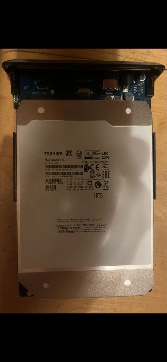 Toshiba HDD 18TB mit Gehäuse - Ideal für Datensicherung! (Gebraucht) in ...
