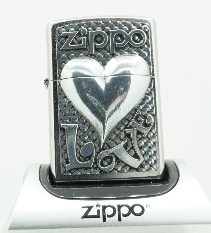 ZIPPO® LOVE HEART - heavy 3D-2016-UNGZ | Kaufen auf Ricardo