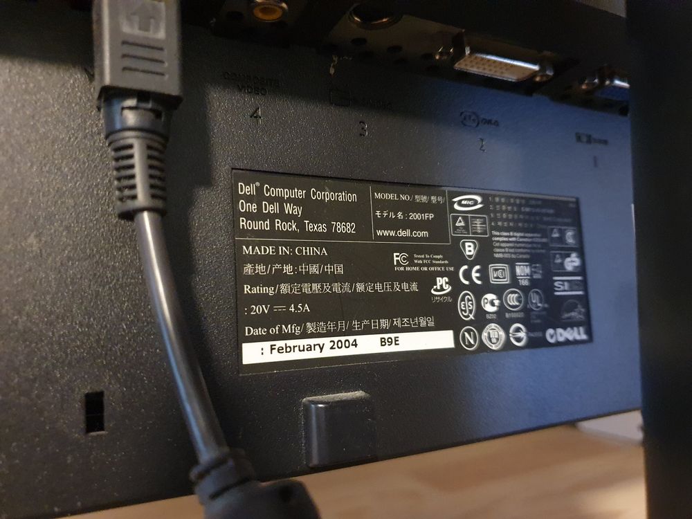 Retrogaming-Monitor Dell 2001FP - S-Video und Composite (Gebraucht) in ...