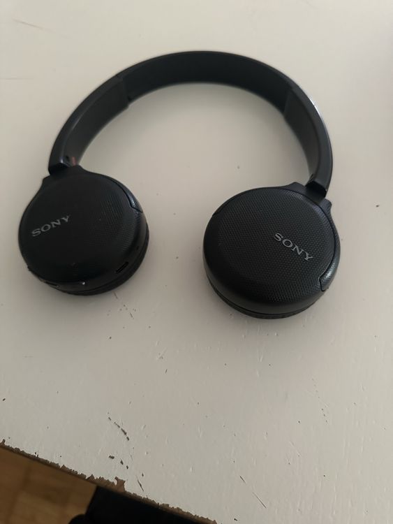 Sony ULT, Beats und Sony (Defekt) in Zürich für CHF 20 – mit Lieferung ...