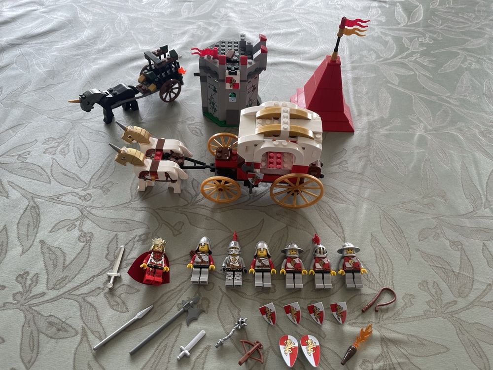 Lego Kingdoms 7188 mit viel Zubehör (Gebraucht) in Wattenwil für CHF 51 ...