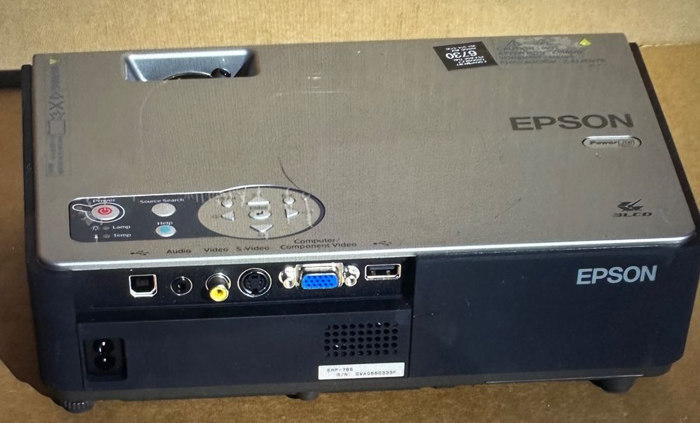 Epson EMP 765 Beamer (Gebraucht) in Gossau SG für CHF 75 – mit Lieferung auf Ricardo kaufen
