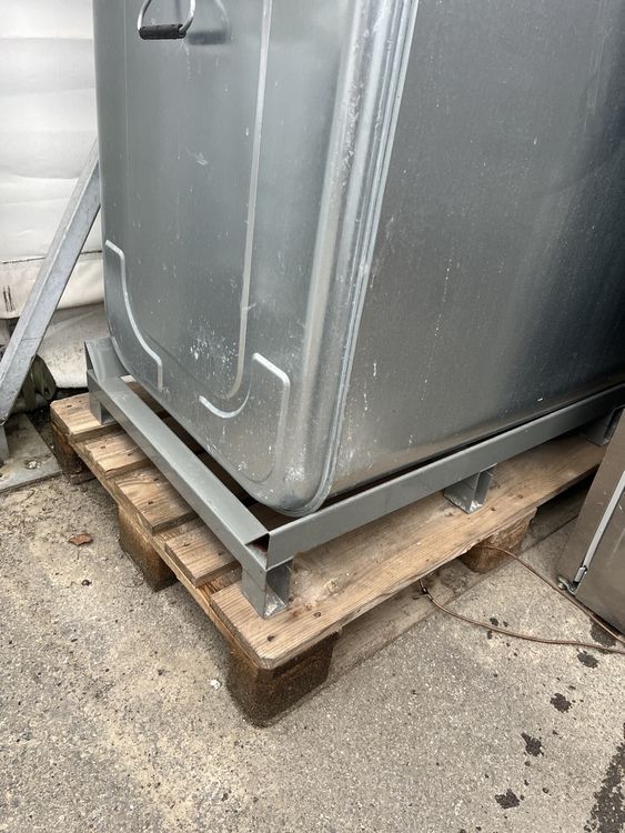 Roth DWT Heizöltank 1000l PE-HD Stahltank Auffangwanne (Gebraucht) in ...
