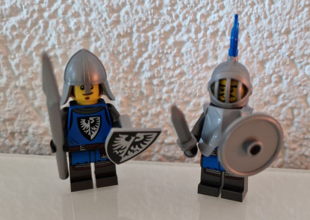 Lego 2 Minifigurs Black Falcon von 910001 Ritter Castle (Neu (gemäss ...