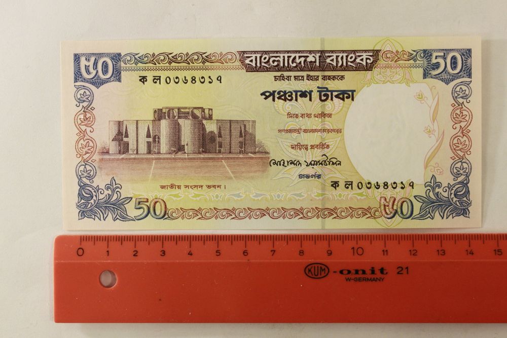 50 TAKA (Gebraucht) in La plaine für CHF 3 – mit Lieferung auf Ricardo ...