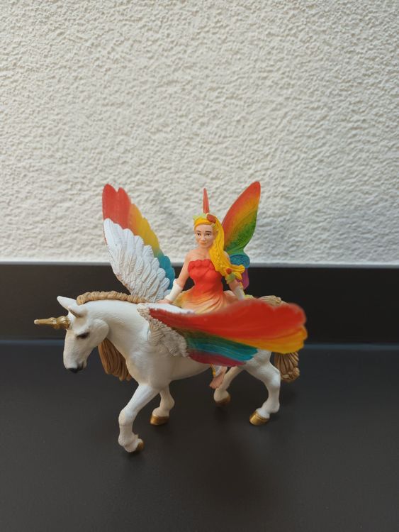 Schleich Ilaya auf Pegasus Einhorn - Regenbogenelfe 70486 | Kaufen auf ...