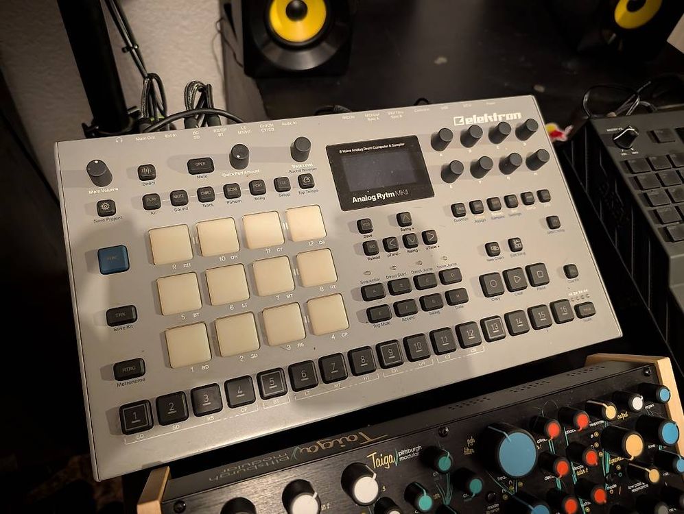 Elektron analog rytm mk2 (D'occasion) à Montet (Broye) pour CHF 1000 ...