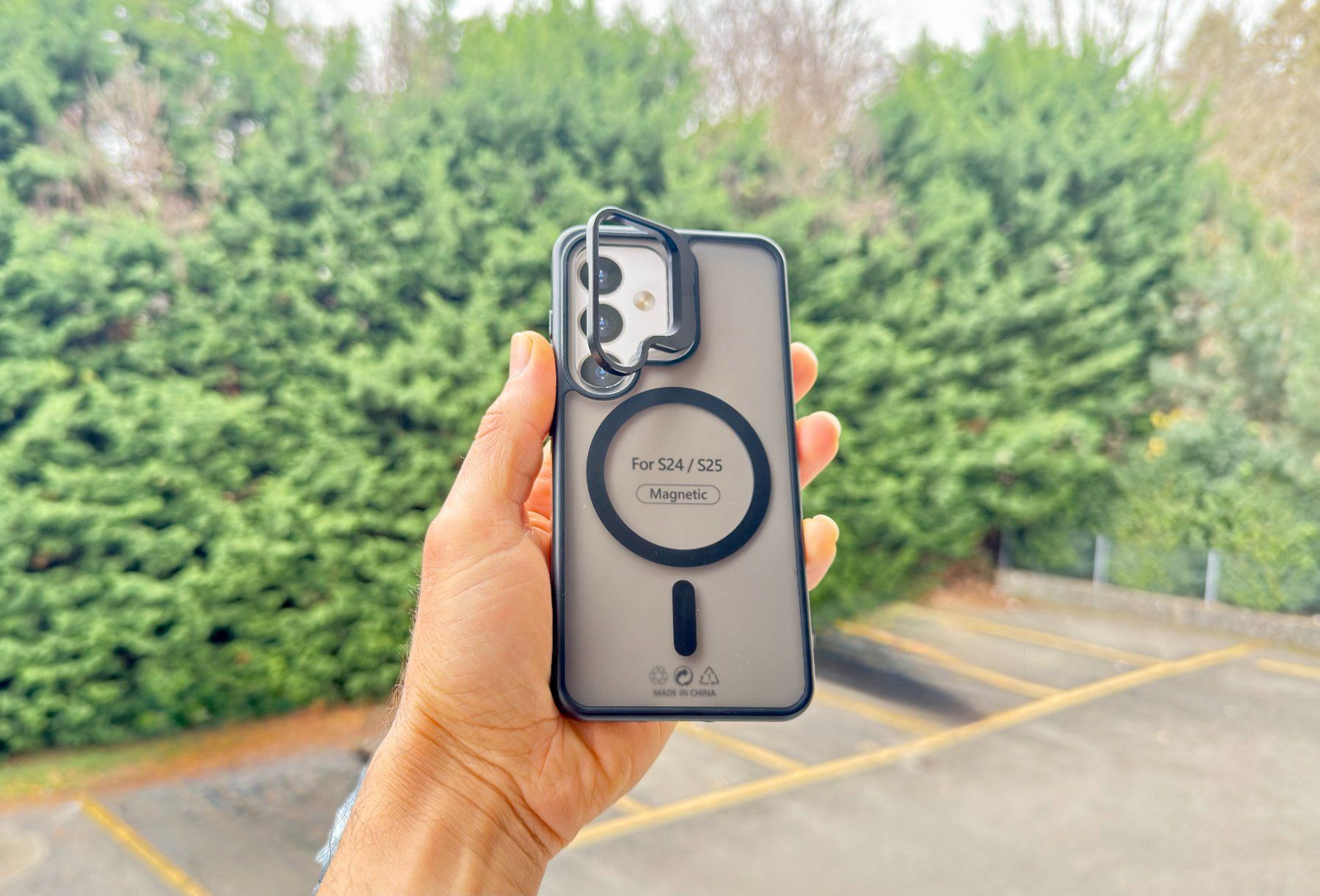 Coque Samsung Galaxy S24/ S25 avec support+ protection écran (Neuf avec ...