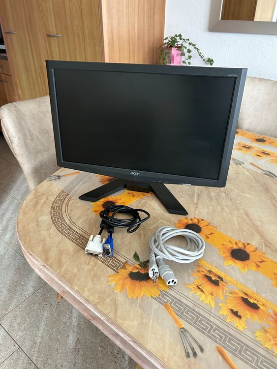 ACER® LCD Monitor, Model X203H | Kaufen auf Ricardo