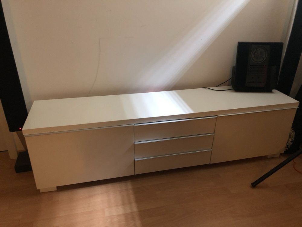 TV-Lowboard IKEA BESTA BURS (Gebraucht) in Bern für CHF 1 – mit ...