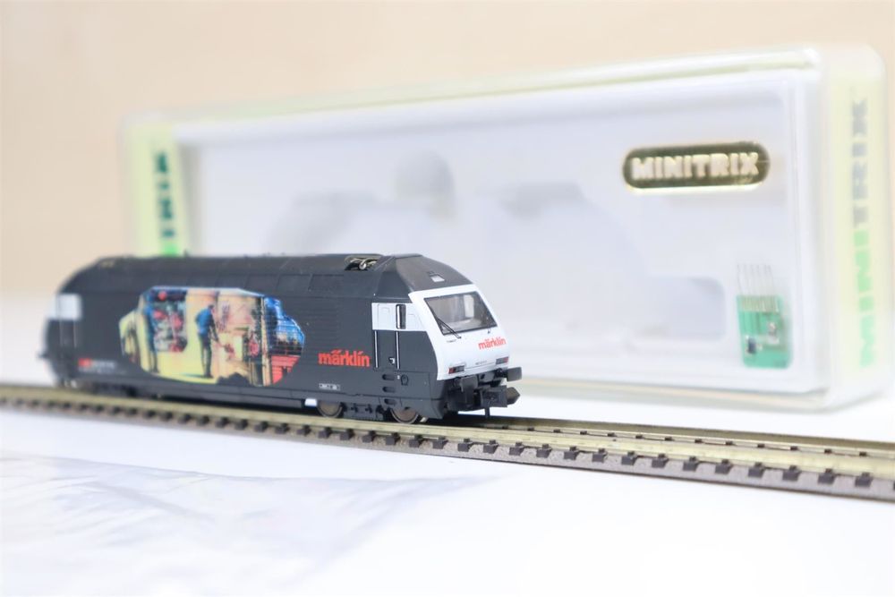 Minitrix SBB Re 460 E-Lok Digital 12687 (Gebraucht) in Winterthur für ...