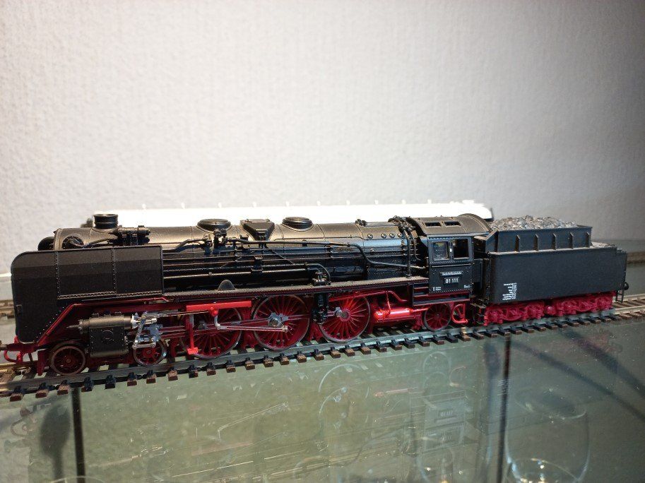 ROCO 04119A BR 01 Dampflok H0 Analog mit OVP (Gebraucht) in Basel für CHF 70 – mit Lieferung auf ...