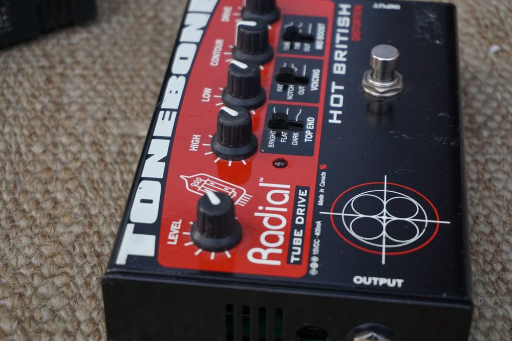 Radial Tonebone Hot British 12AX7 Tube Distortion Pedal (Gebraucht) in ...